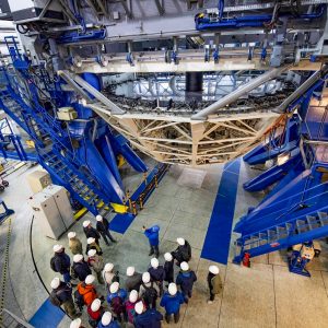 VLT main mirror vs people